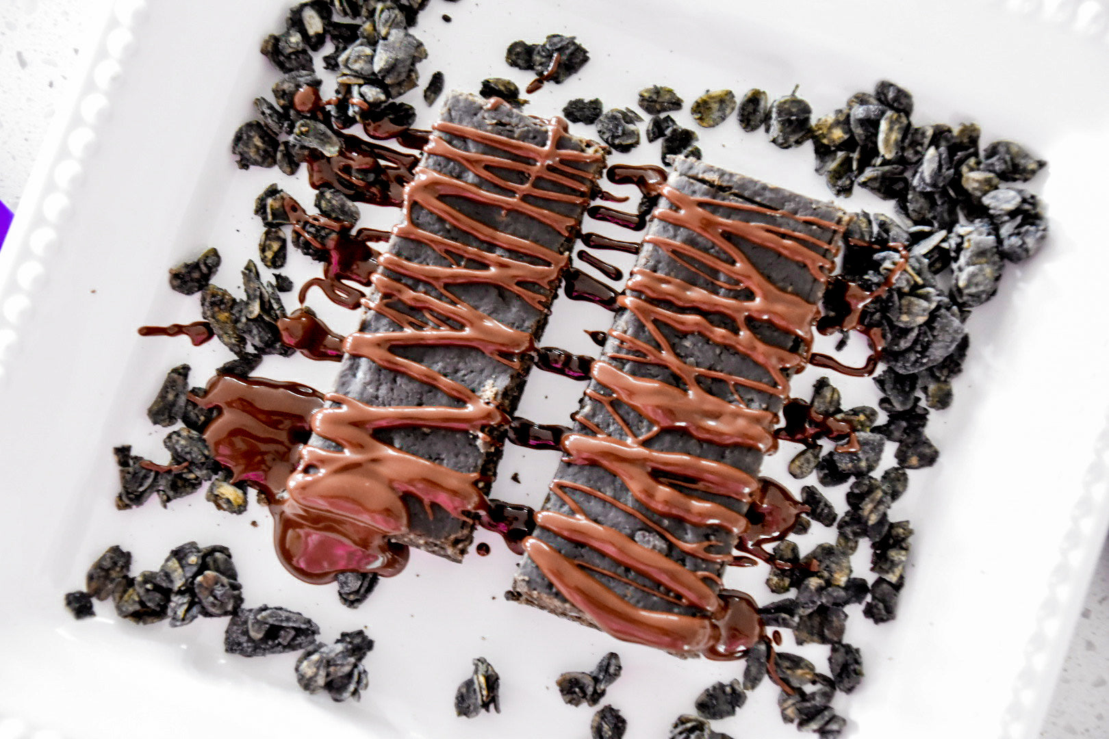 Charcoal Chocolate Coconut Granola Bars – gr8nola